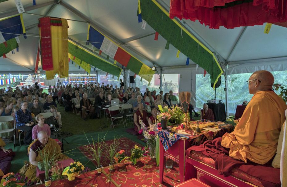 Lama Zopa Rinpoche Visits Kurukulla Center for Tibetan Buddhist Studies ...