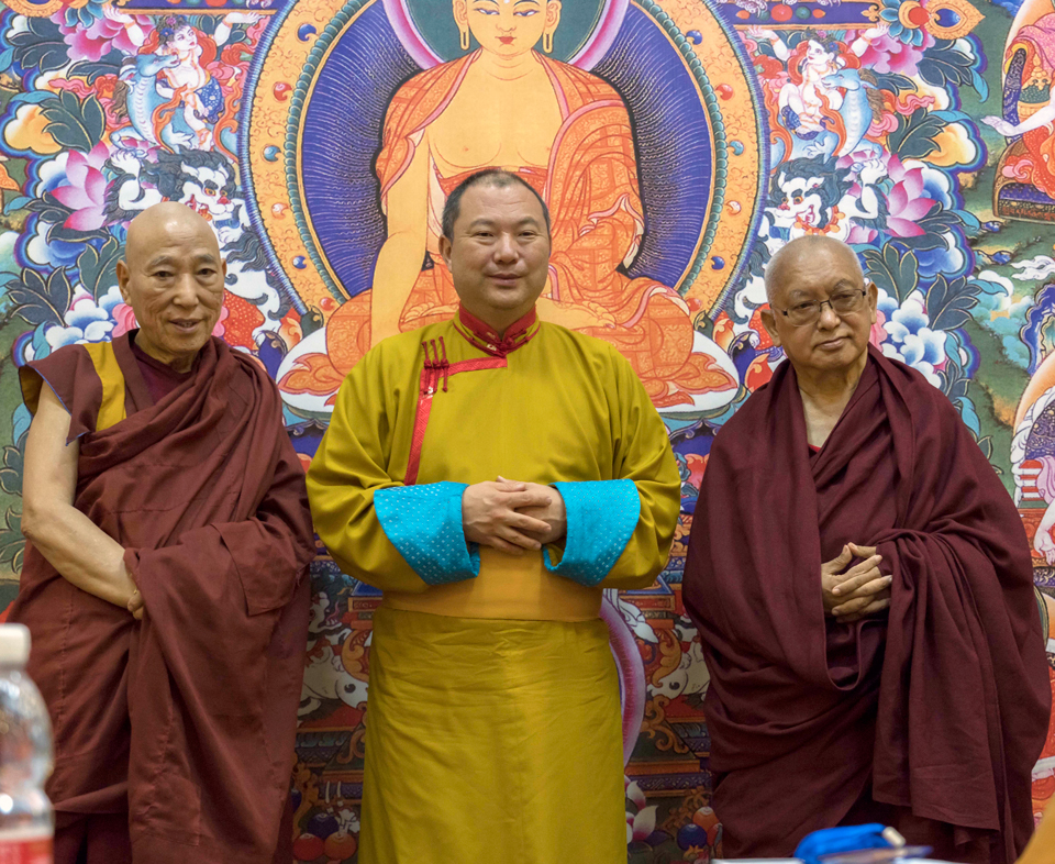 Lama Zopa Rinpoche Leads 100 Million Mani Retreat in Elista, Kalmykia ...