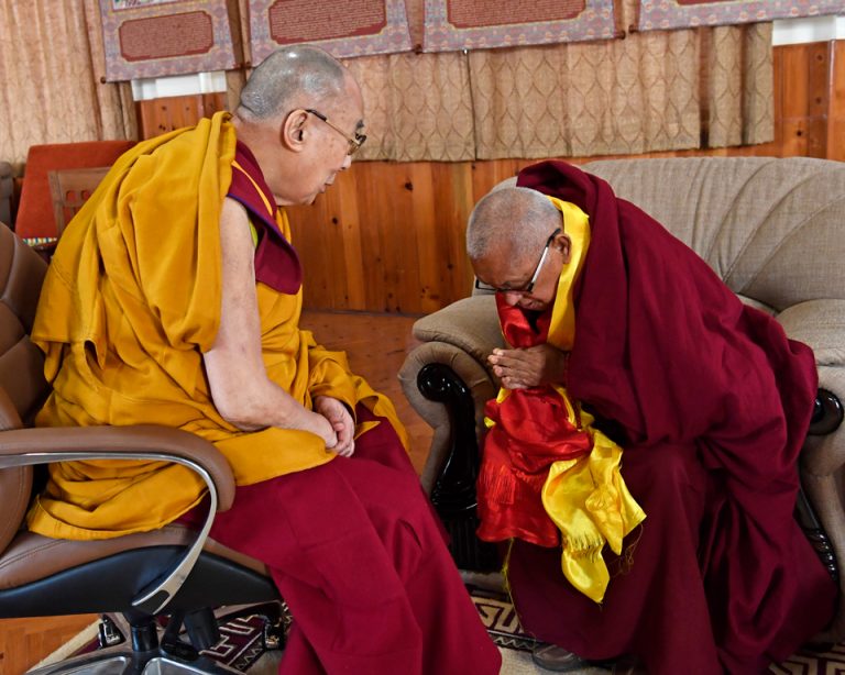 Mantra Recitations for His Holiness the Dalai Lama, Lama Zopa Rinpoche ...