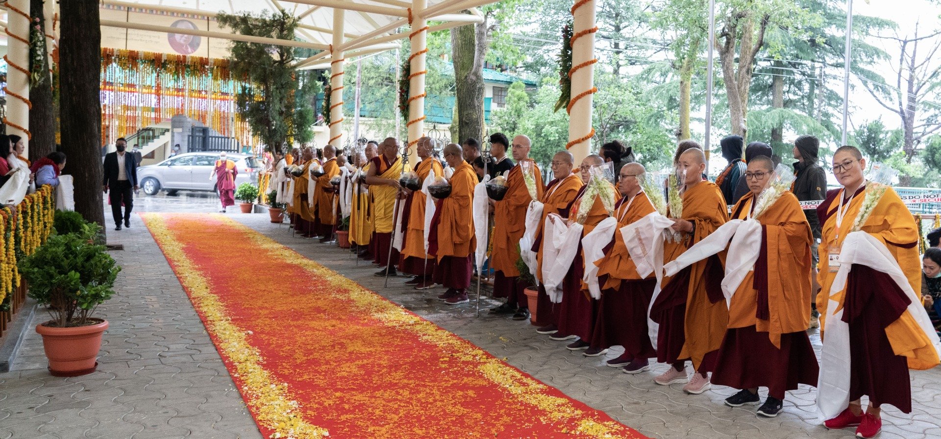 Recalling the Long-Life Puja Offered to His Holiness the Dalai Lama and ...