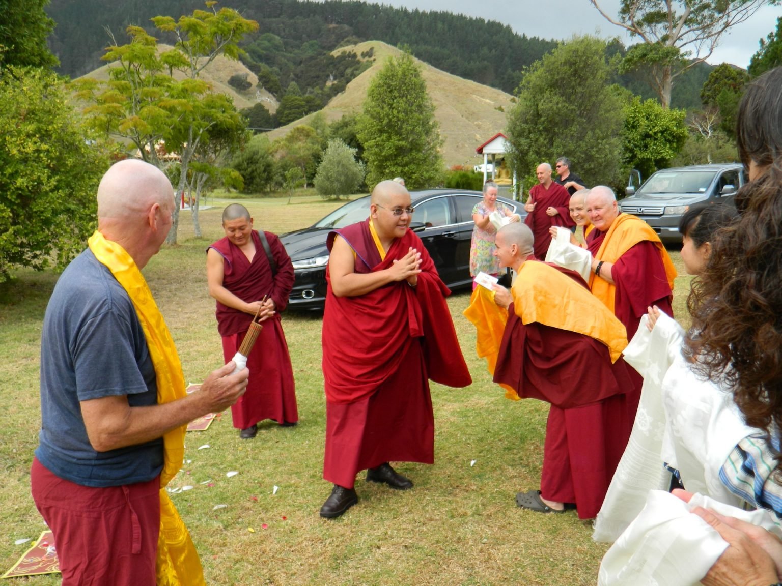 His Eminence Ling Rinpoche Welcomed to New Zealand for the First Time ...